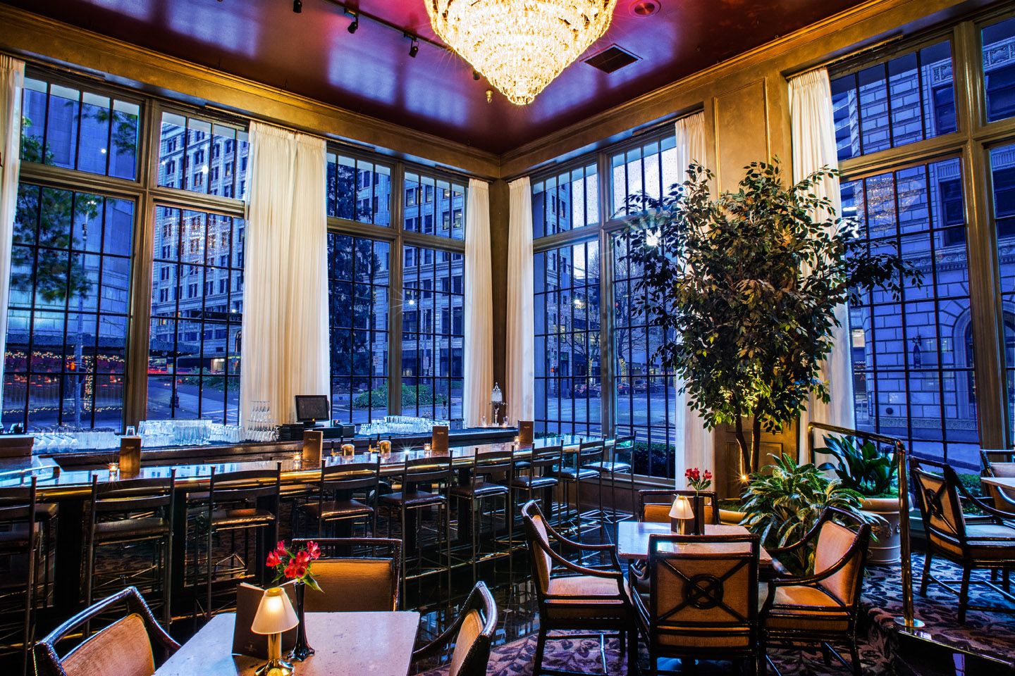 Seattle Craft cocktails in downtown Seattle - Oliver’s